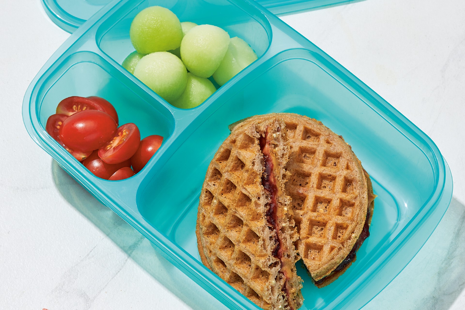 Cookbook Review: Feeding Littles Lunches